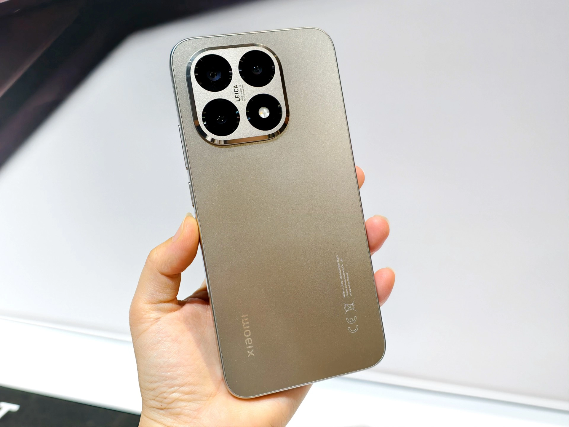 買手機送電視！小米 Xiaomi 15T、15T Pro 開賣 實機顏色、售價、規格、限量贈品一次看 -- 上報 / 生活