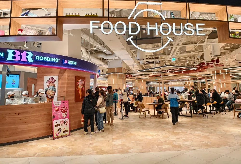 【樓層品牌、交通方式】南港 LaLaport 開幕全館完整優惠！首波進駐 237 家品牌、搭捷運贈 100 元、滿額贈「星之卡比週邊」 -- 上報 / 生活