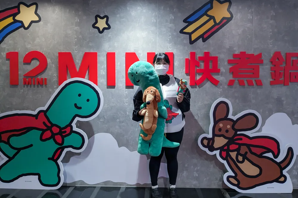 【完整菜單】JOGUMAN 現身 12mini 快煮鍋！吃指定小火鍋免費贈圍兜 陪吃娃娃只送不賣、3 間主題店快筆記 -- 上報 / 生活