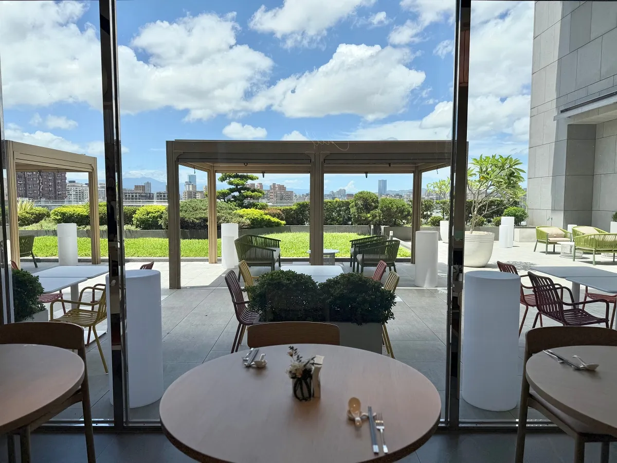 新北蘆洲新飯店「Two Tails Hotel Luzhou」開箱！客房遠眺 101、試營運每晚最低 3 千有找 -- 上報 / 生活